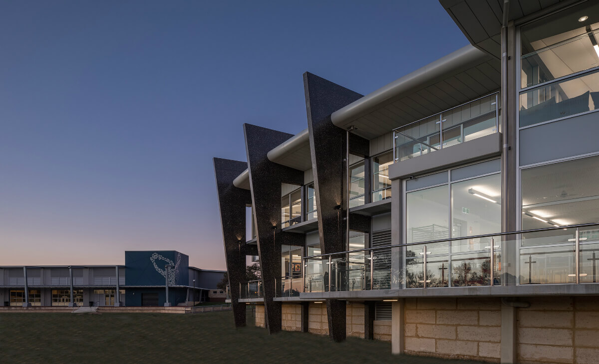 Emmanuel Catholic College Stage 9 - Universal Constructions